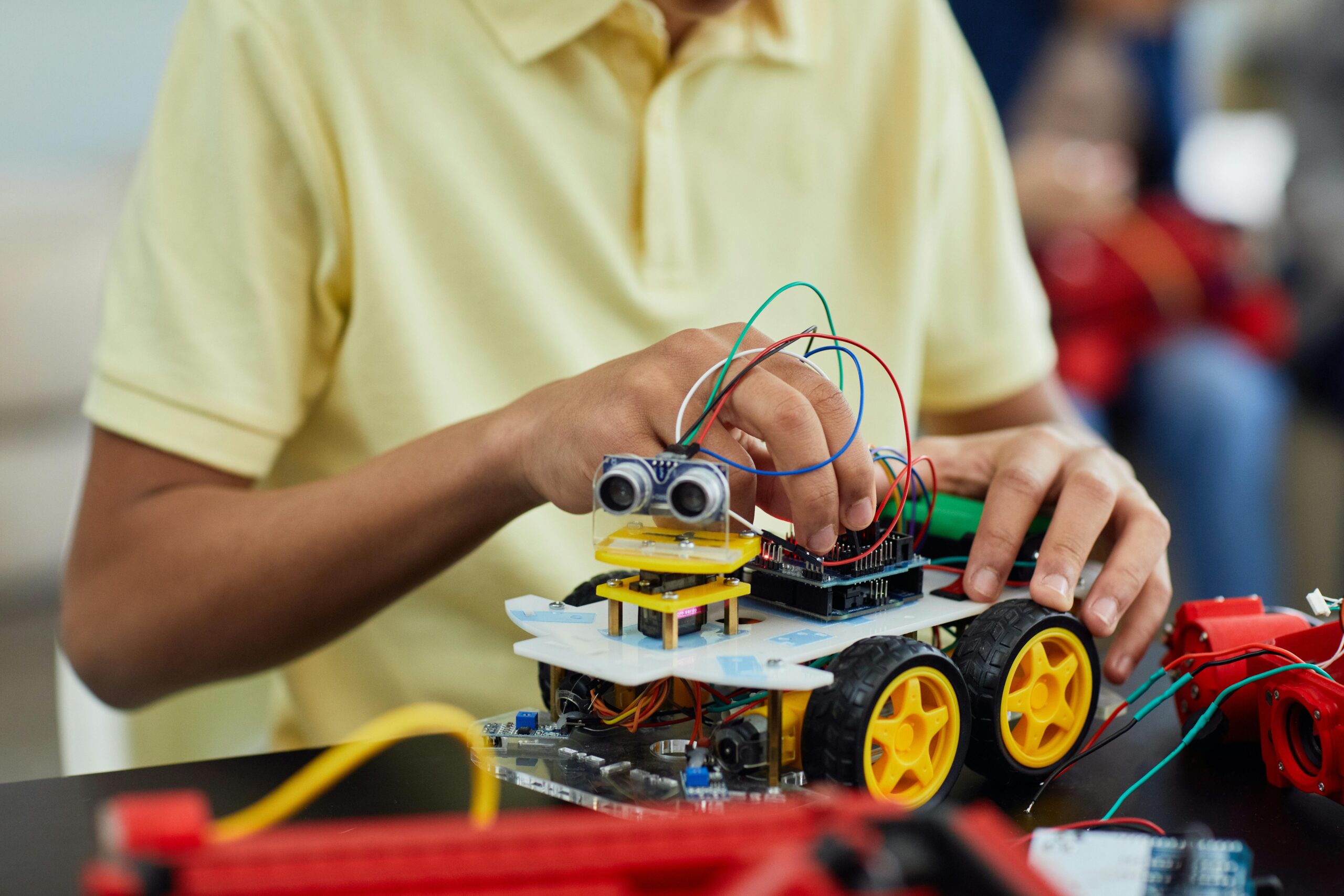 Why Tinkering Is a Constructivist Learning Superpower - Mirai Minds
